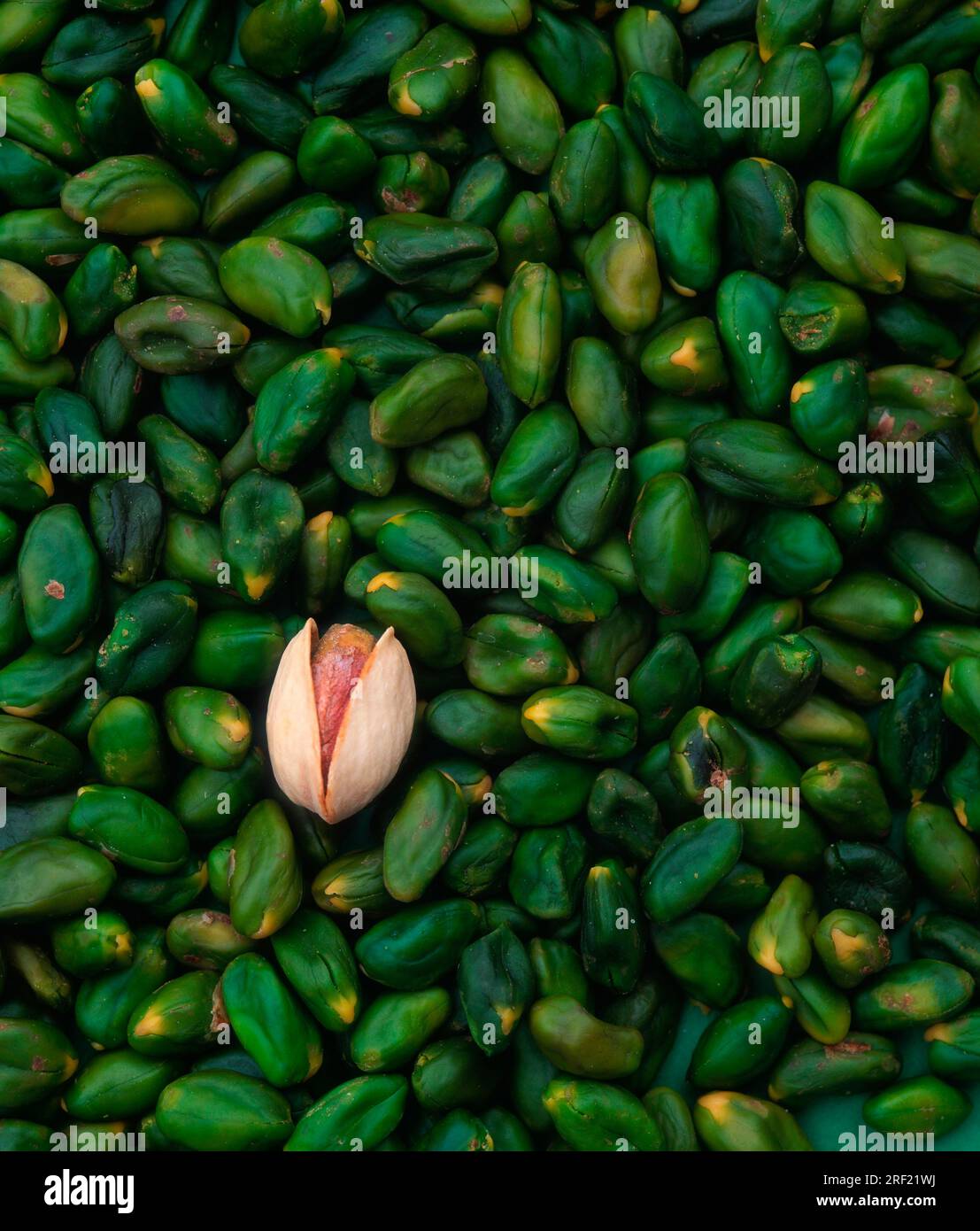 Real Pistachios (Pistacia vera) kernels, kernels Stock Photo - Alamy