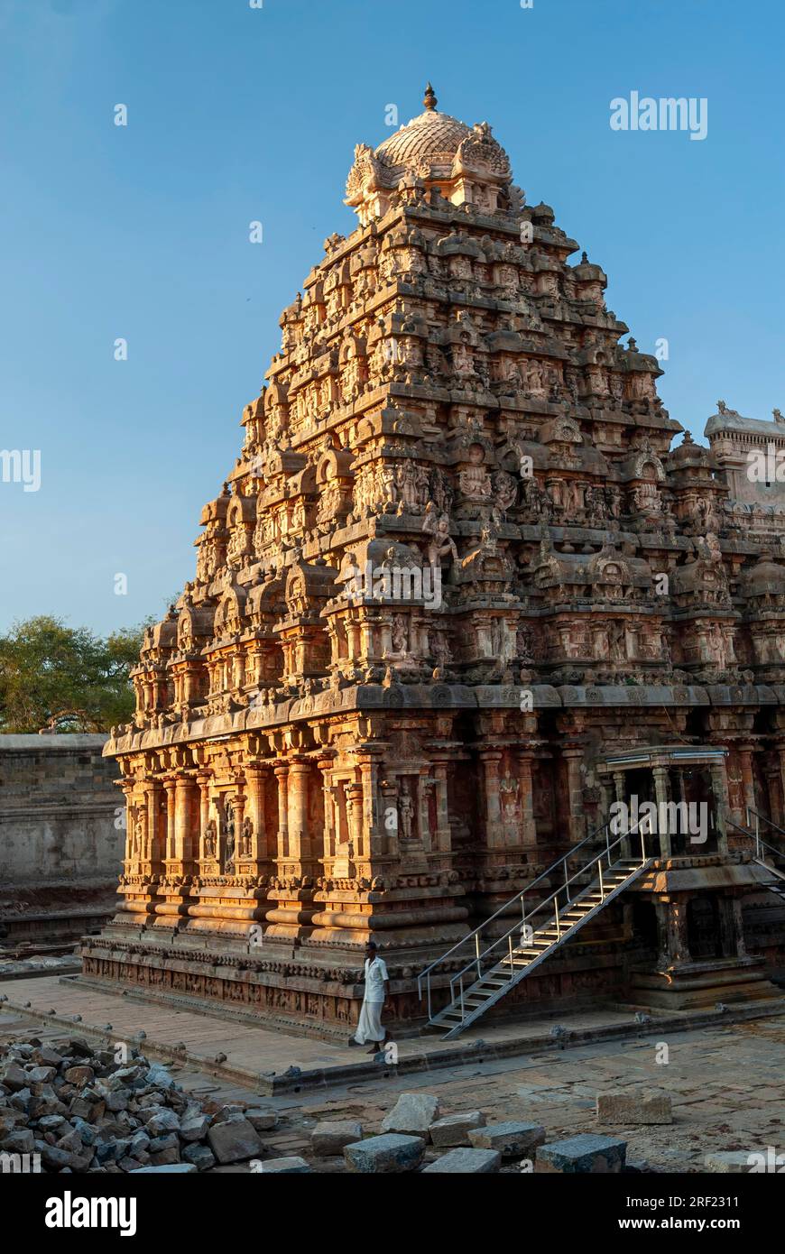 The Airavateshvara temple Gopuram 12th century Chola architecture in ...