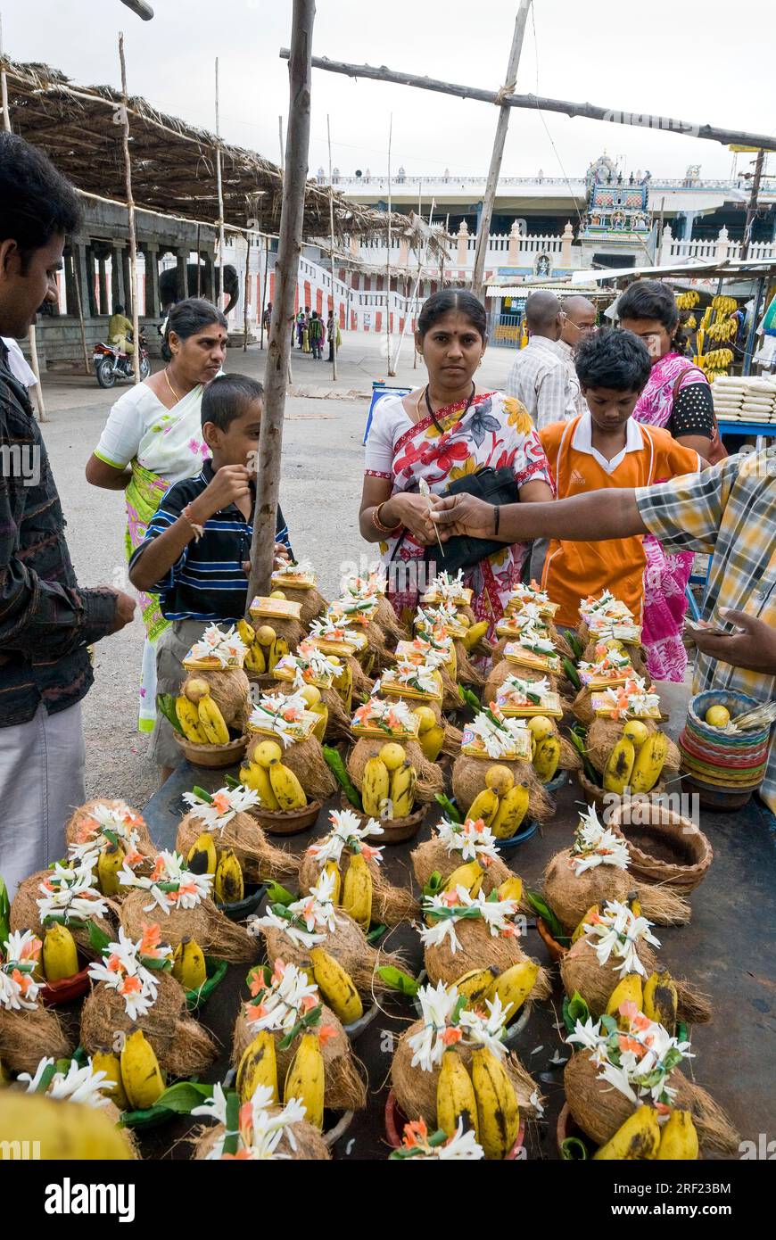 A shop selling Pooja Puja things in Lord Murugan Temple at Thiruttani ...