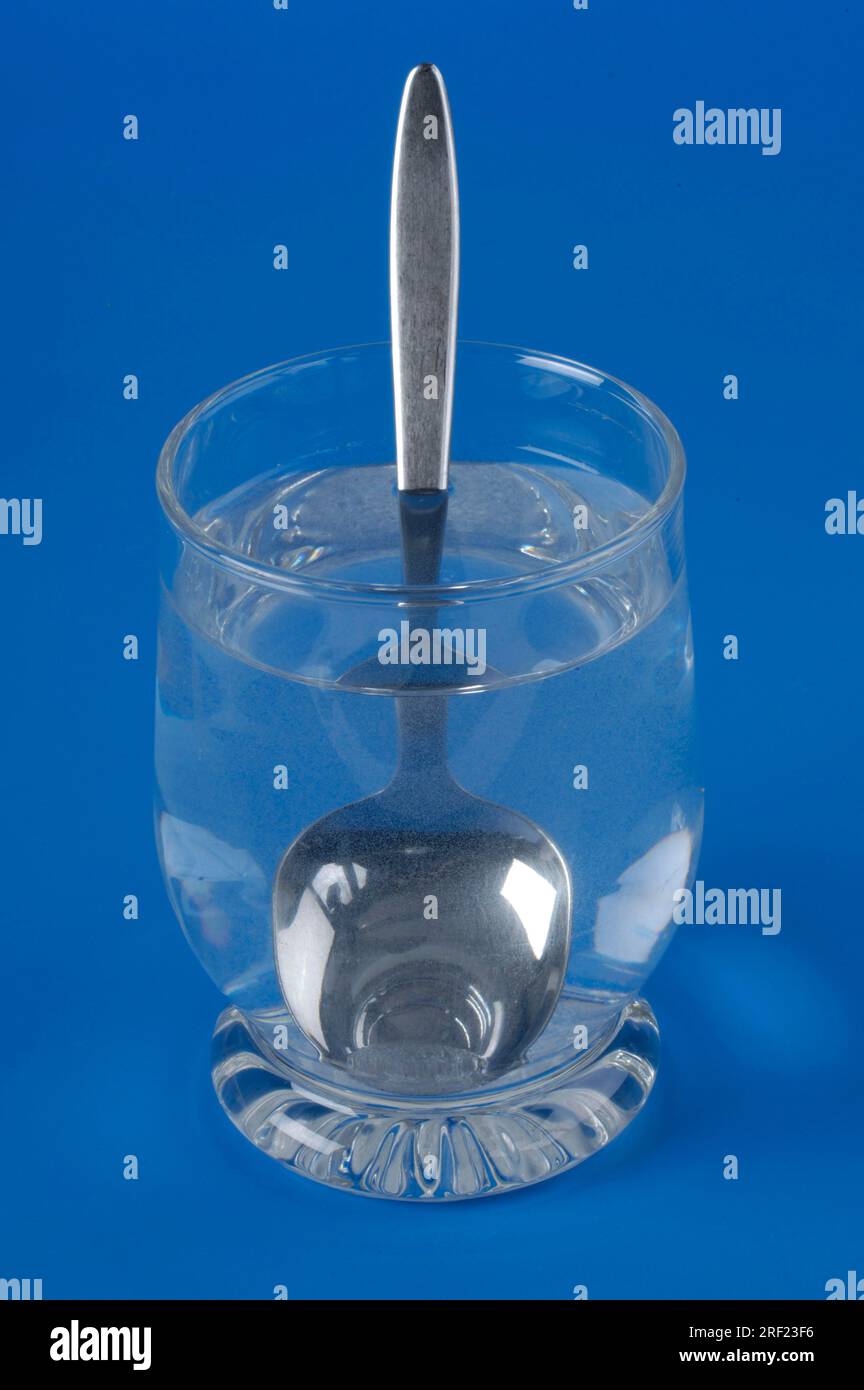 Salt dissolved in water hi-res stock photography and images - Alamy