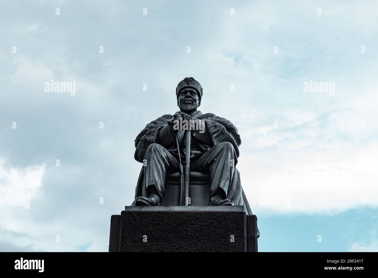 Jomo kenyatta statue hi-res stock photography and images - Alamy