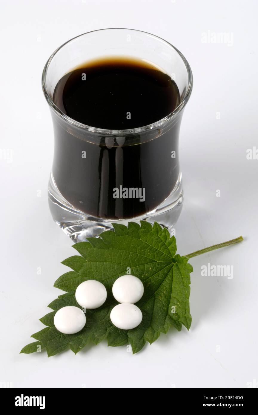 Nettle tablets hi-res stock photography and images - Alamy