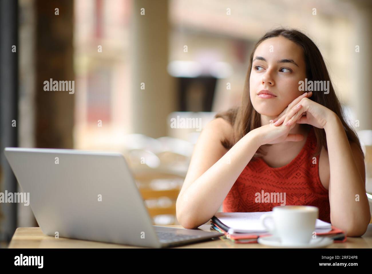 Student and computer and daydream hi-res stock photography and images - Alamy