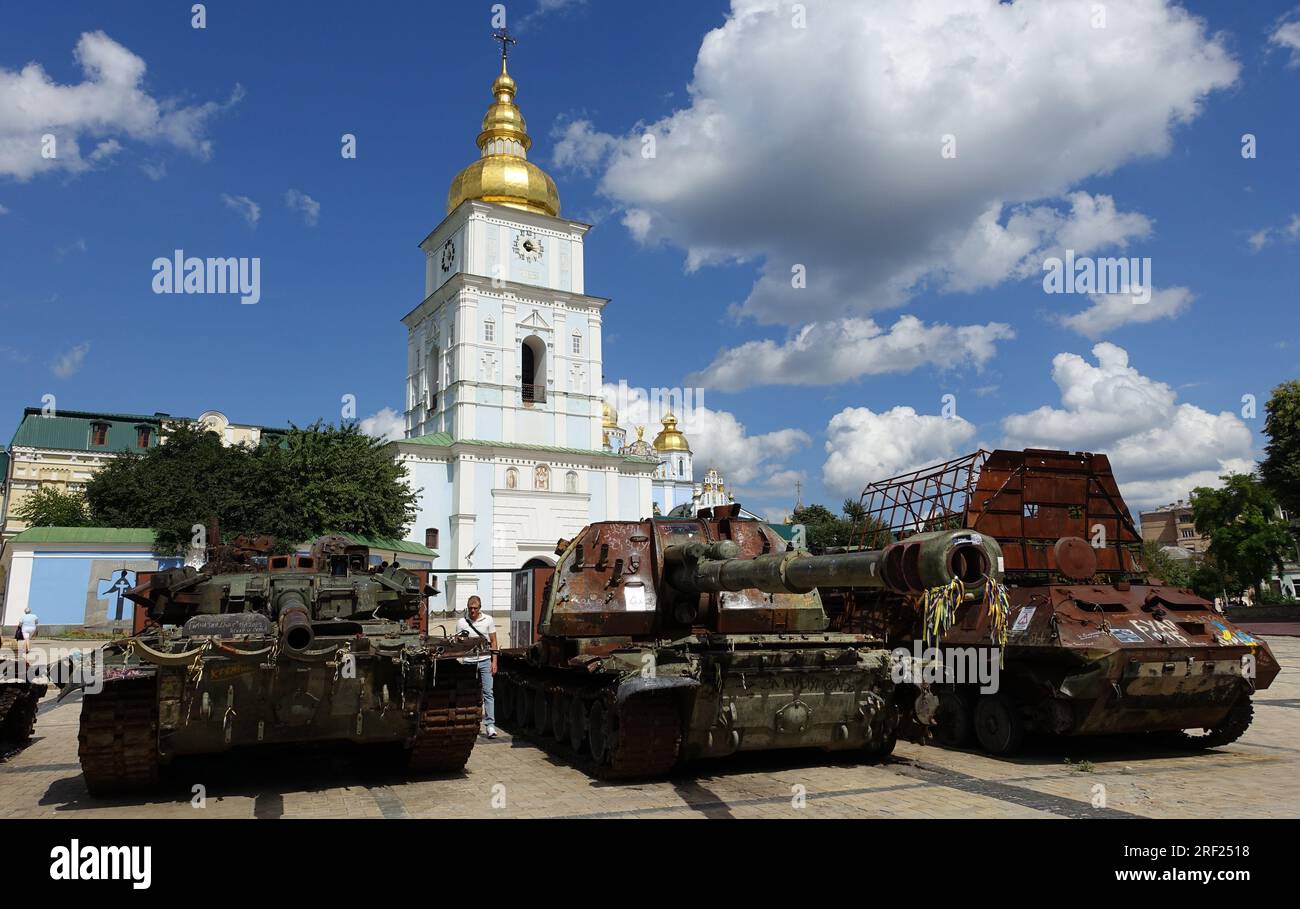 Destroyed Russian army tanks are displayed on a square in central Kyiv ...