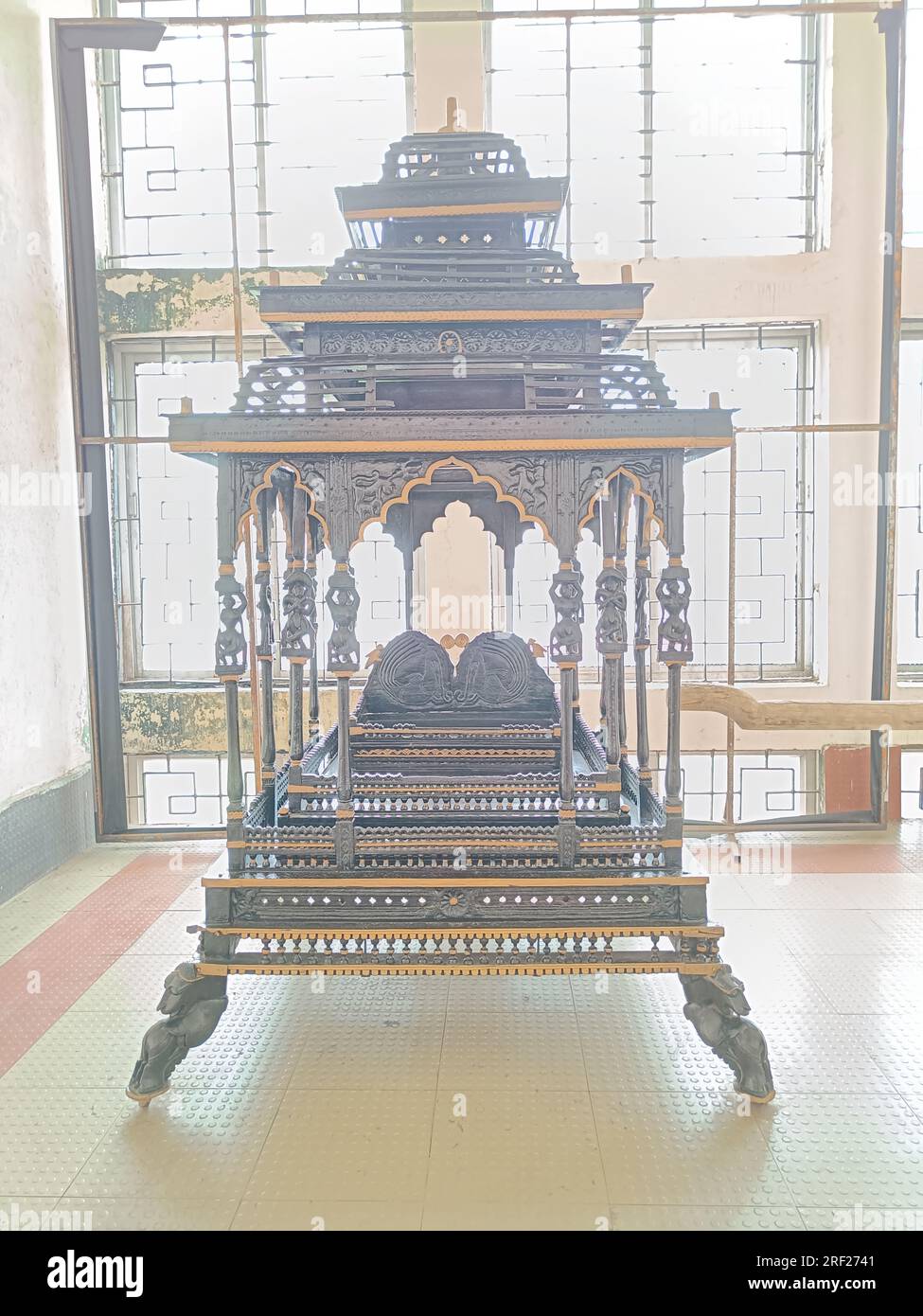 Palki doli palanquin india hi-res stock photography and images - Alamy