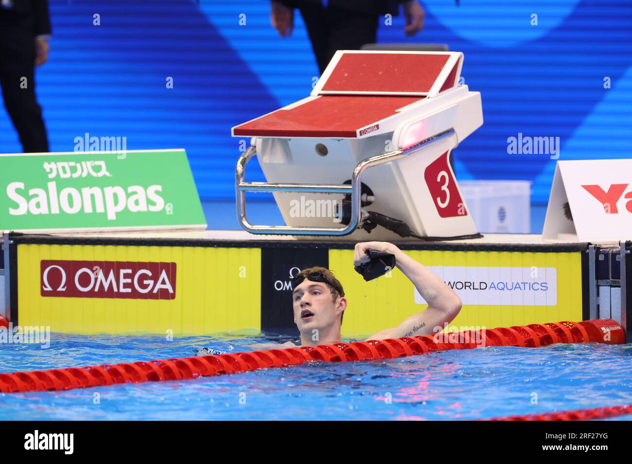 Hunter ARMSTRONG (USA) celebrates winning the Men 50m Backstroke final ...