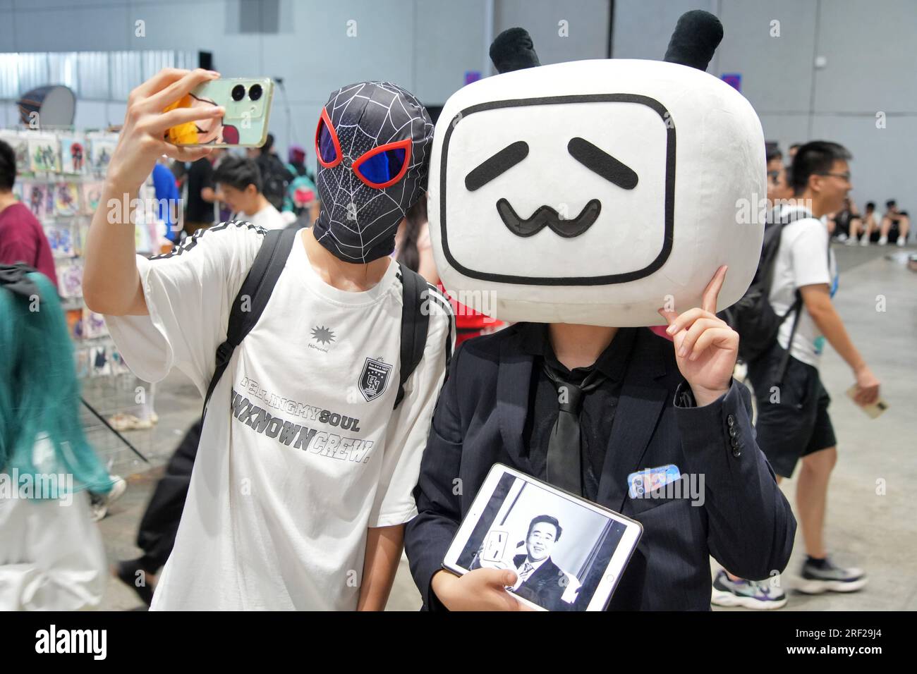 Chinese cosplayers hi-res stock photography and images - Alamy