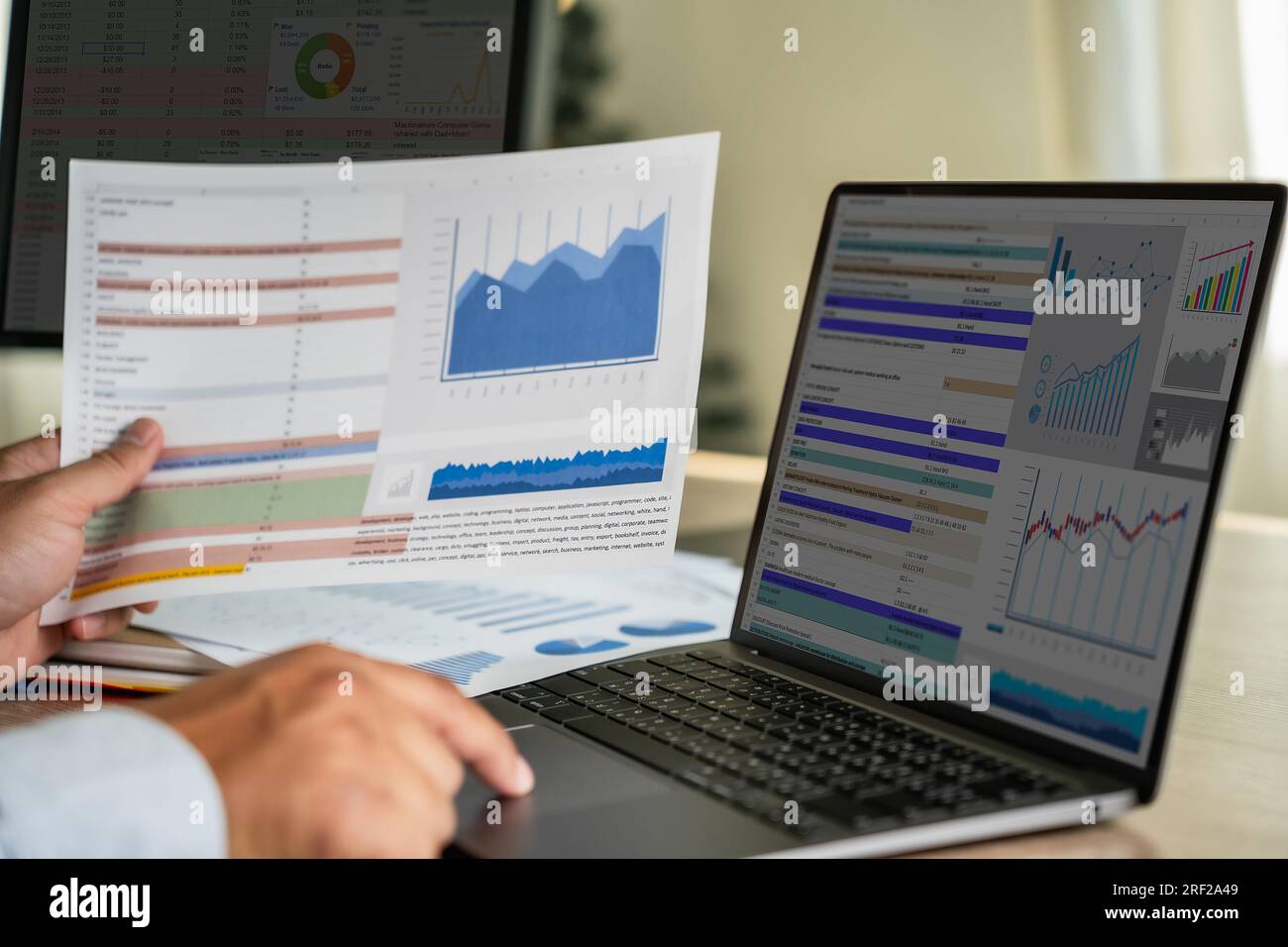 Businessmen work hard. Using analytics, Data analytics, statistics ...