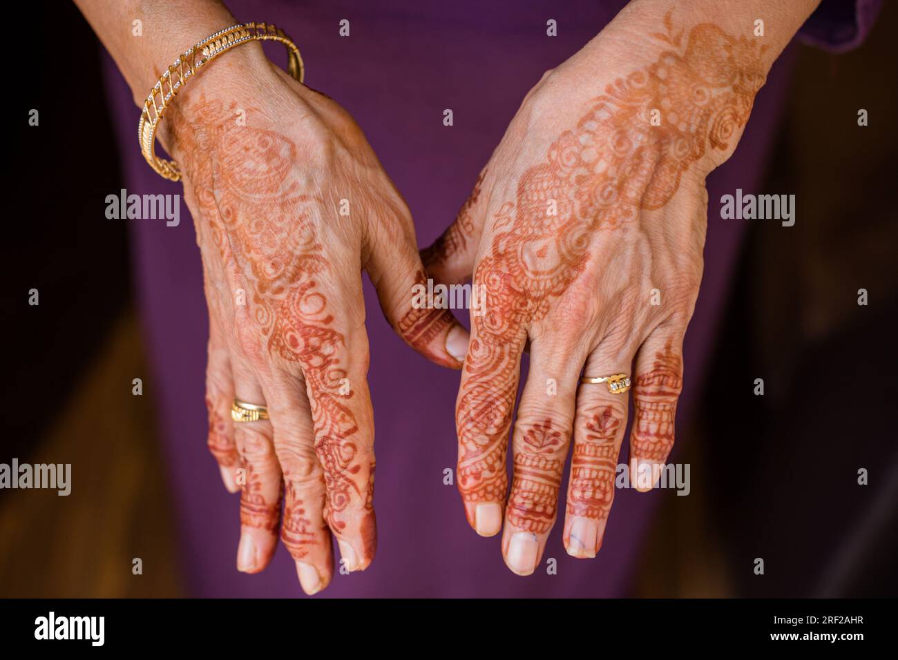 Mehendi mehndi sangeet indian wedding tradition ceremony at mamt hi-res ...