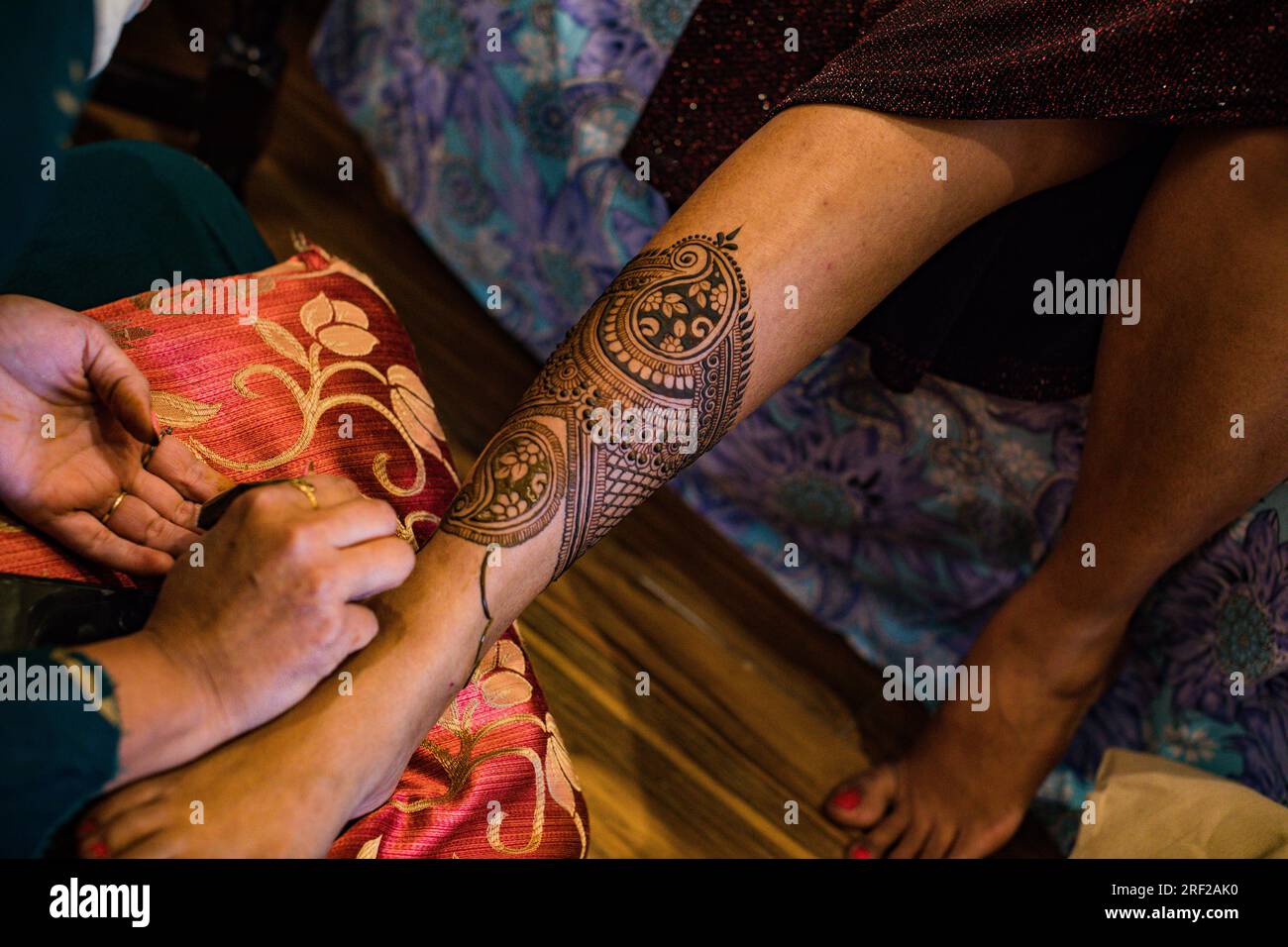 Kenyan Indian Asian Hindu Weddings Traditional Ceremony Henna ...