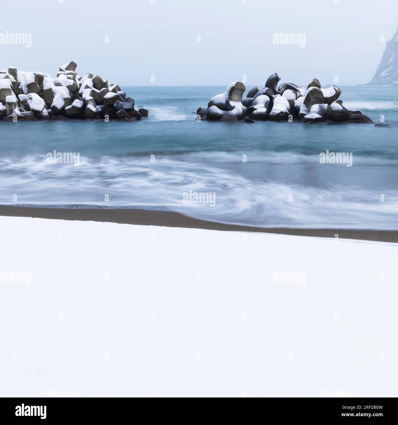 Tetrapods and japan hi-res stock photography and images - Alamy
