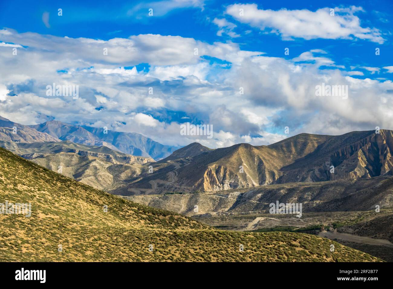 Breathtaking Landscape of Upper Mutang Desert Landscape alongside ...