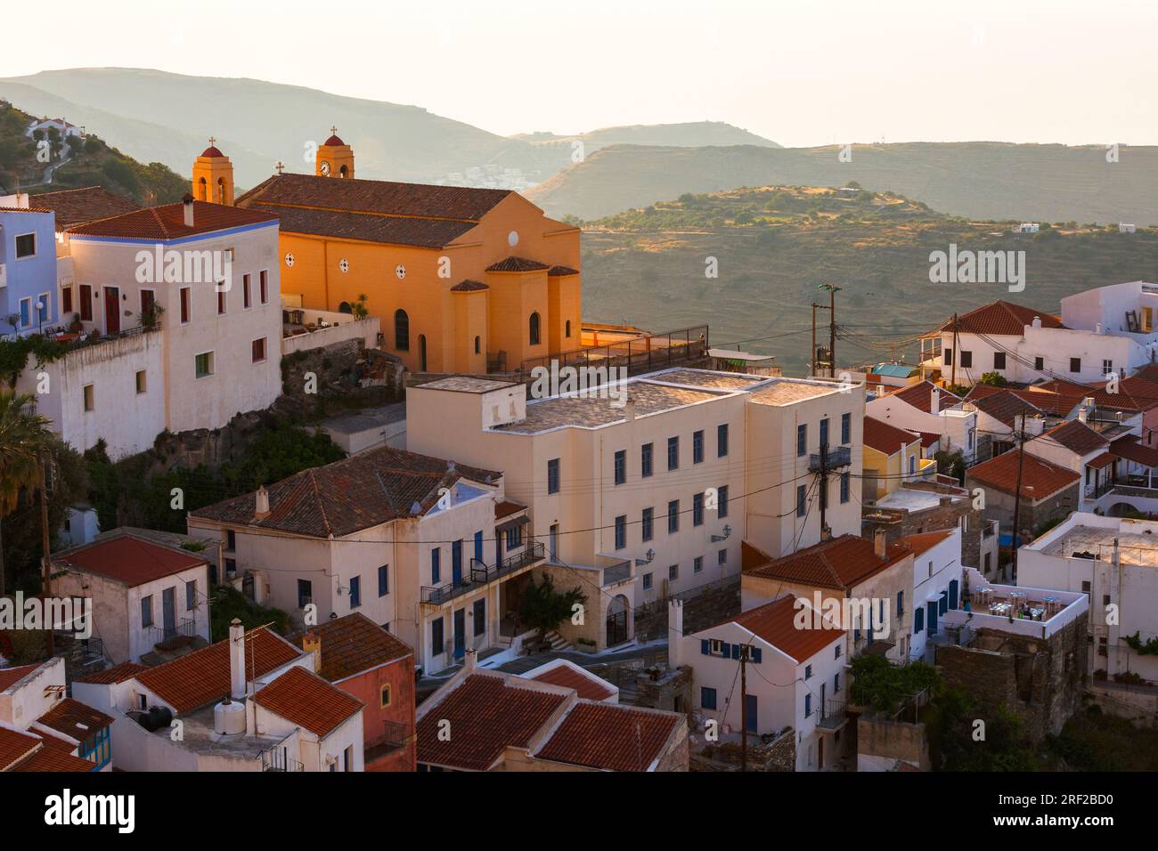View of Ioulida village on Kea island in Greece Stock Photo - Alamy
