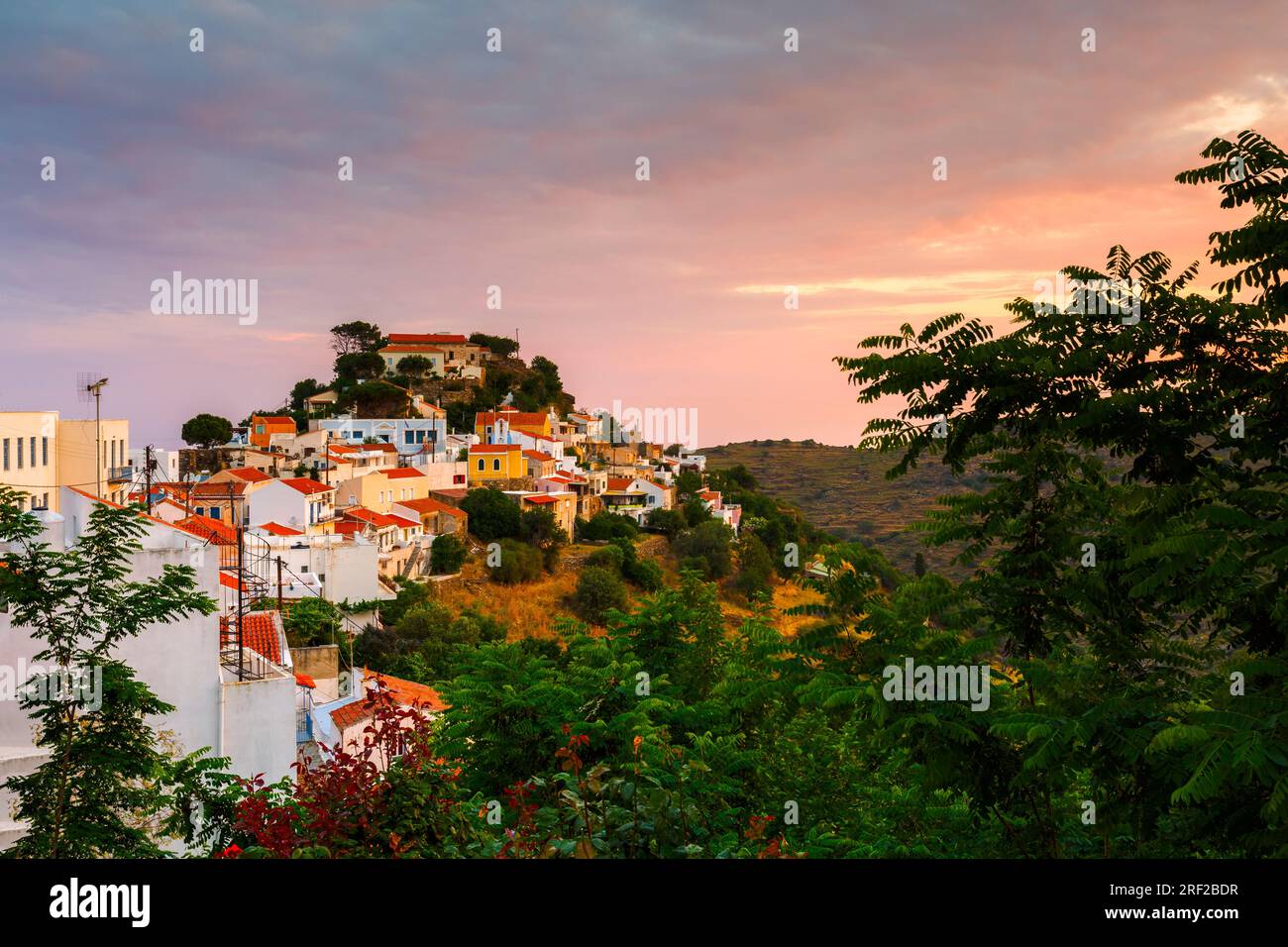 View of Ioulida village on Kea island in Greece Stock Photo - Alamy