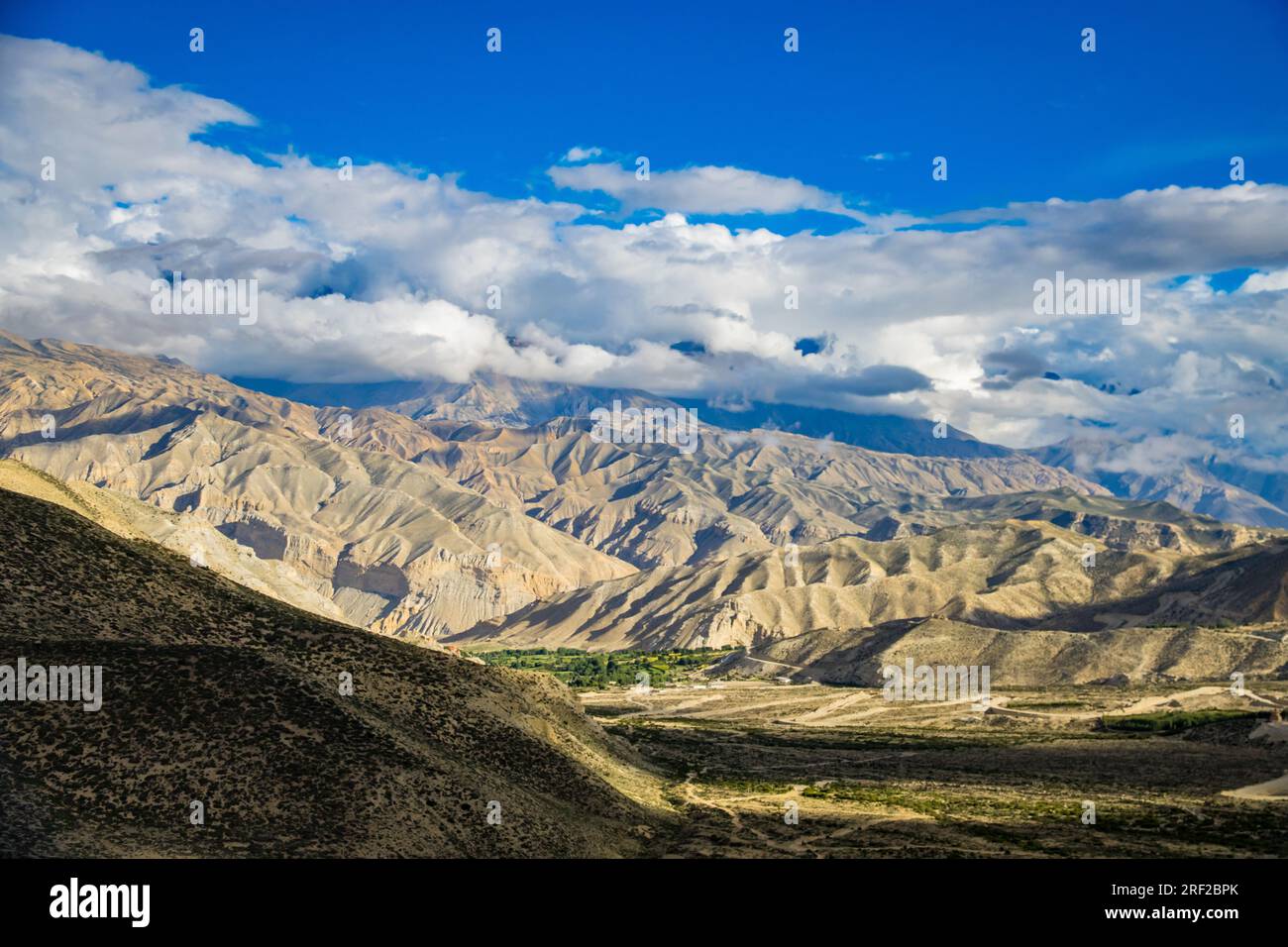 Breathtaking Landscape of Upper Mutang Desert Landscape alongside ...