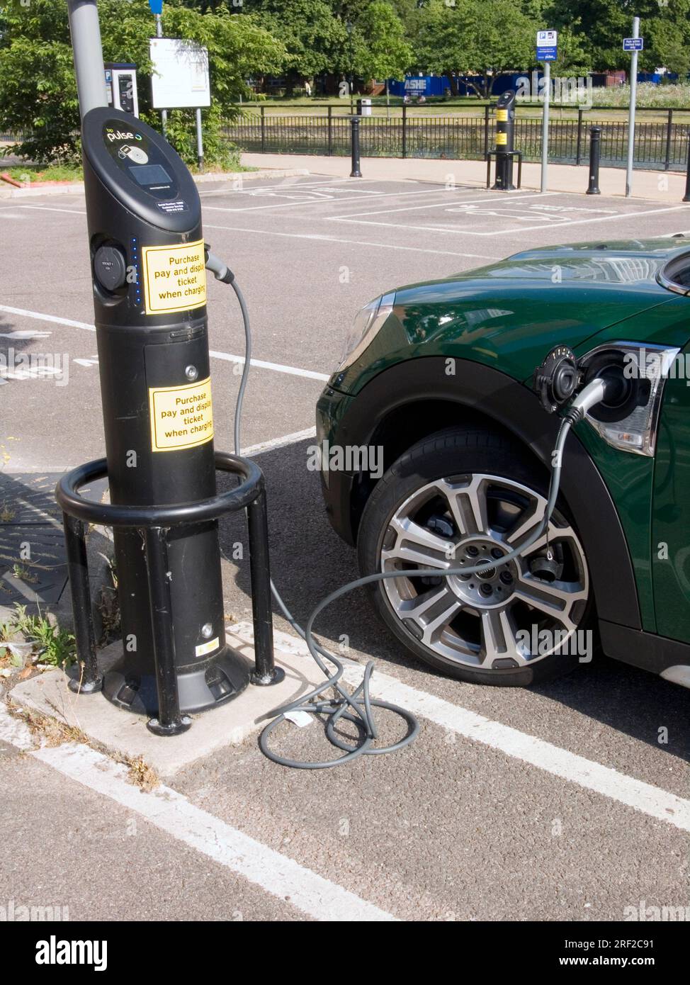 Charging a Mini Cooper S Countryman Stock Photo - Alamy