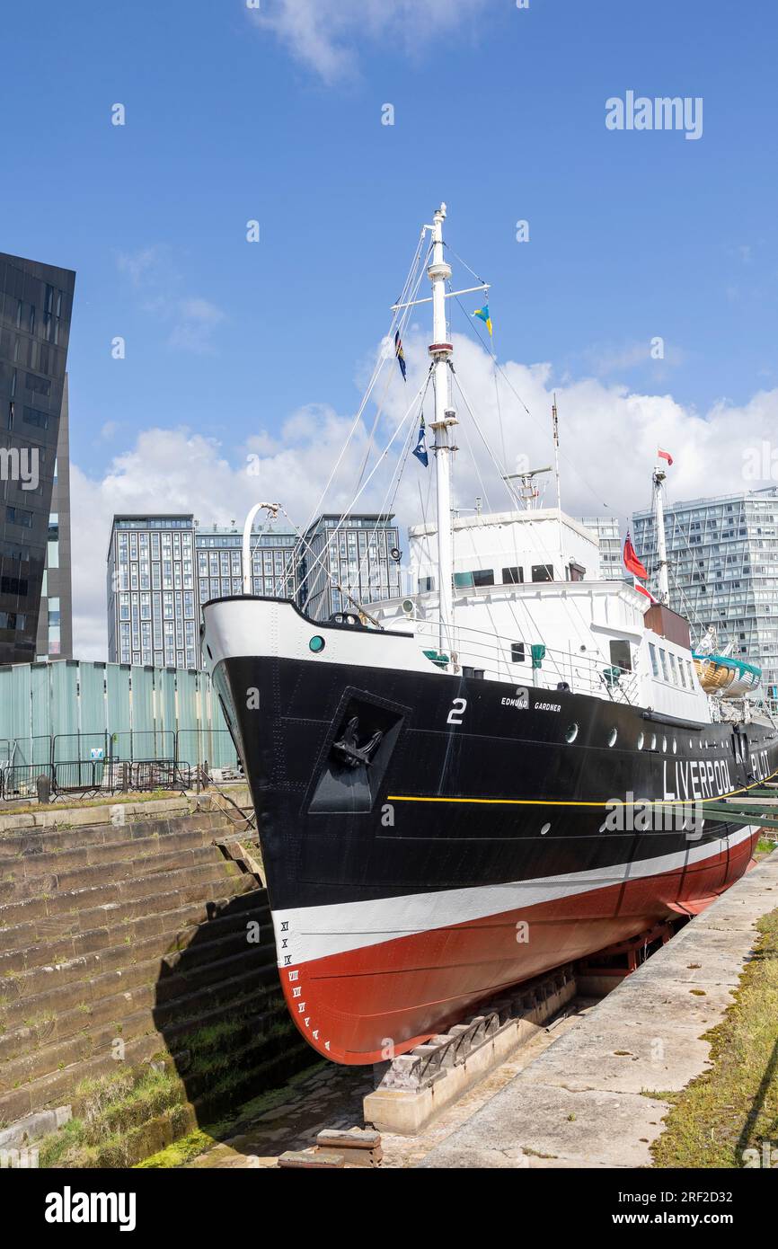 Liverpool pilot ship hi-res stock photography and images - Alamy