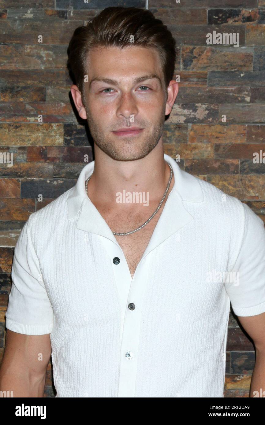 LOS ANGELES - JUL 29: Evan Hofer at the General Hospital Fan Club ...