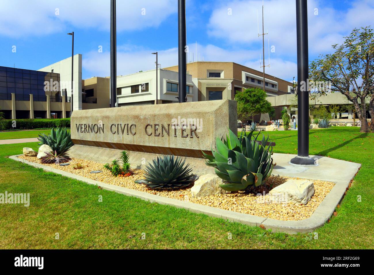 VERNON (Los Angeles County), California: City of VERNON Civic Center ...