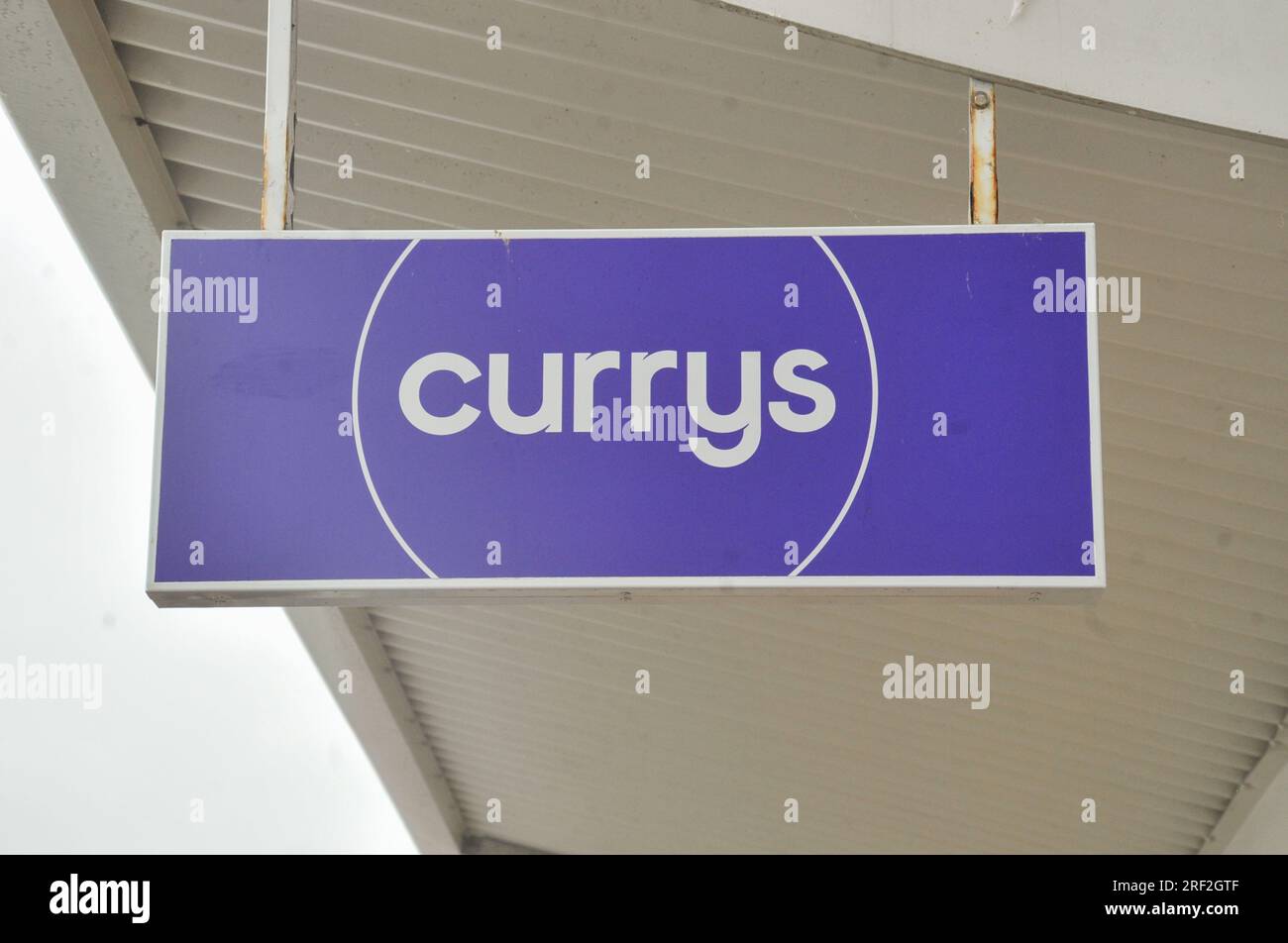 Currys store chain hi-res stock photography and images - Alamy