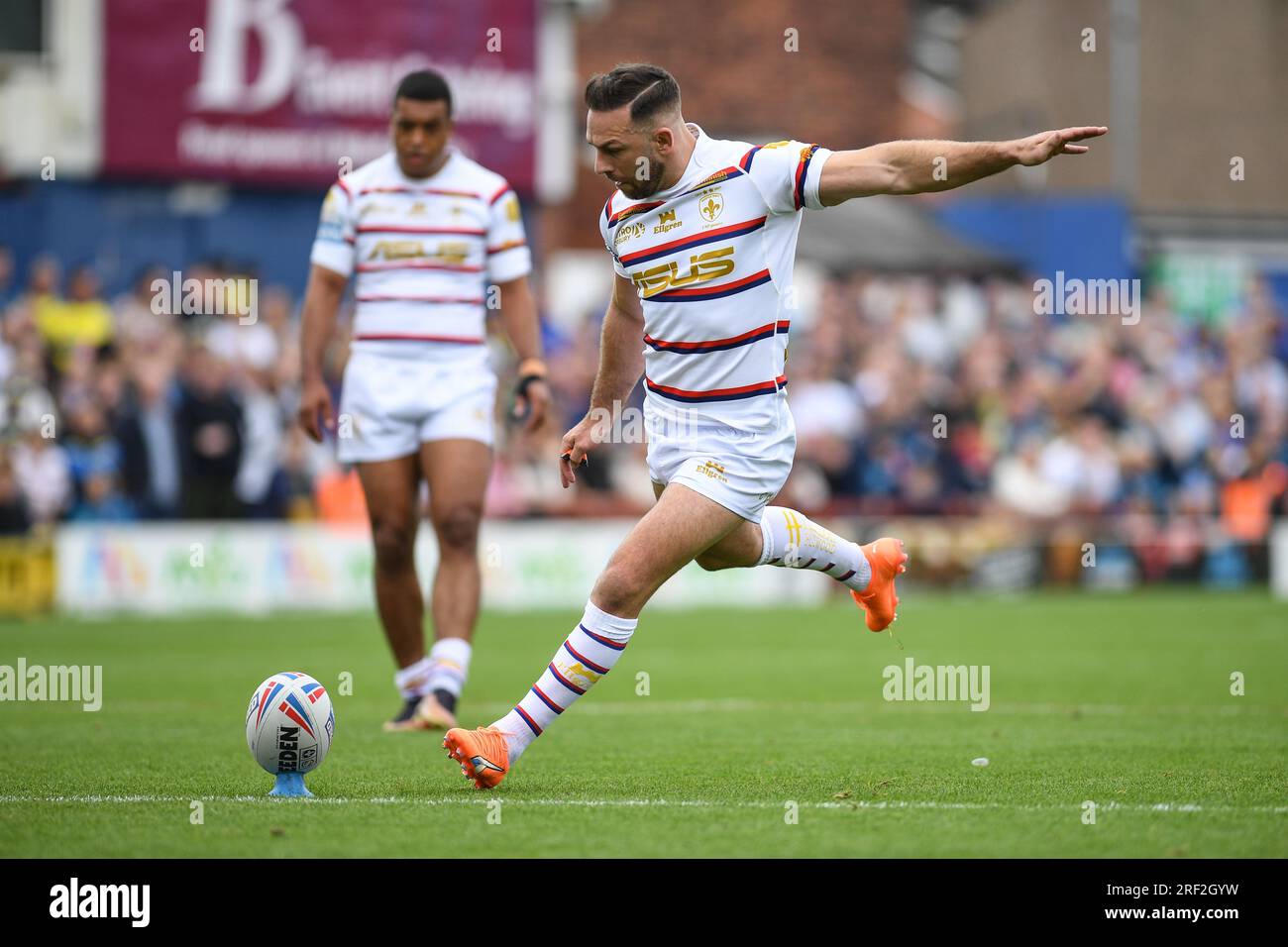 Wakefield, England - 30th July 2023 Wakefield Trinity's Luke Gale ...
