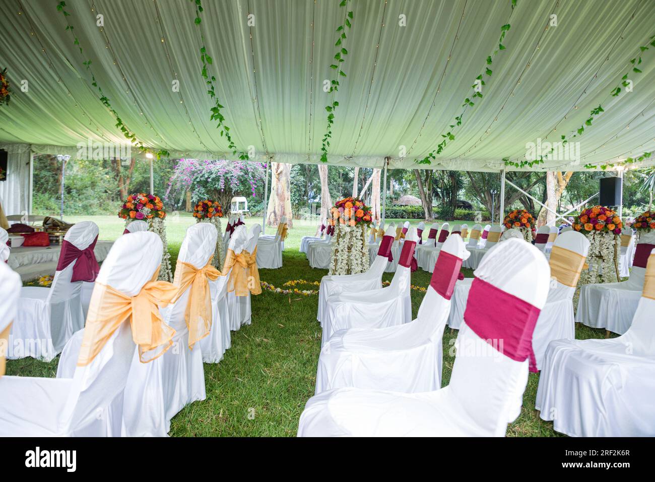 Marriage reception stage decorations hi-res stock photography and ...