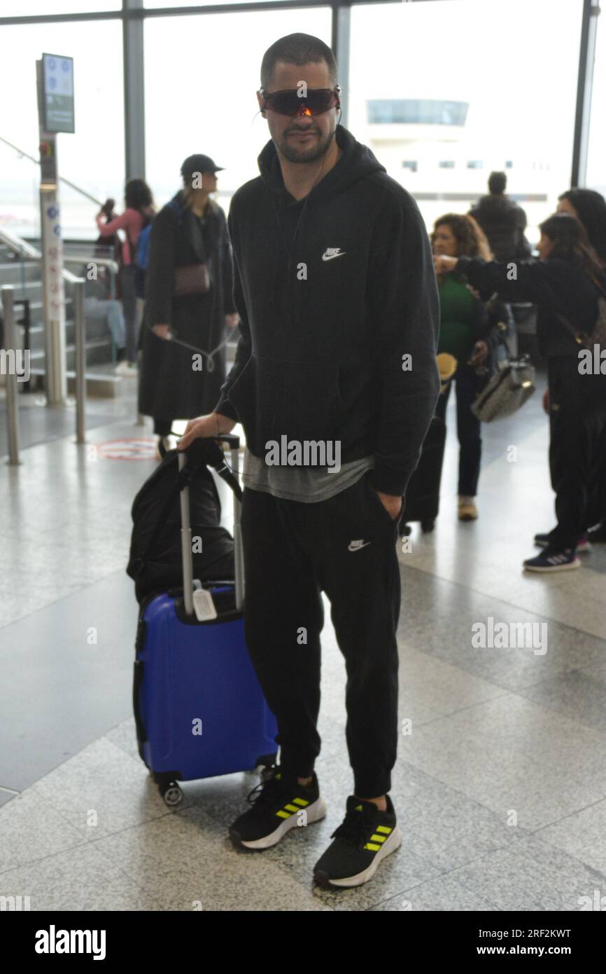 Claudio Mangiarotti copyright rights MALPENSA - the departure of the ...