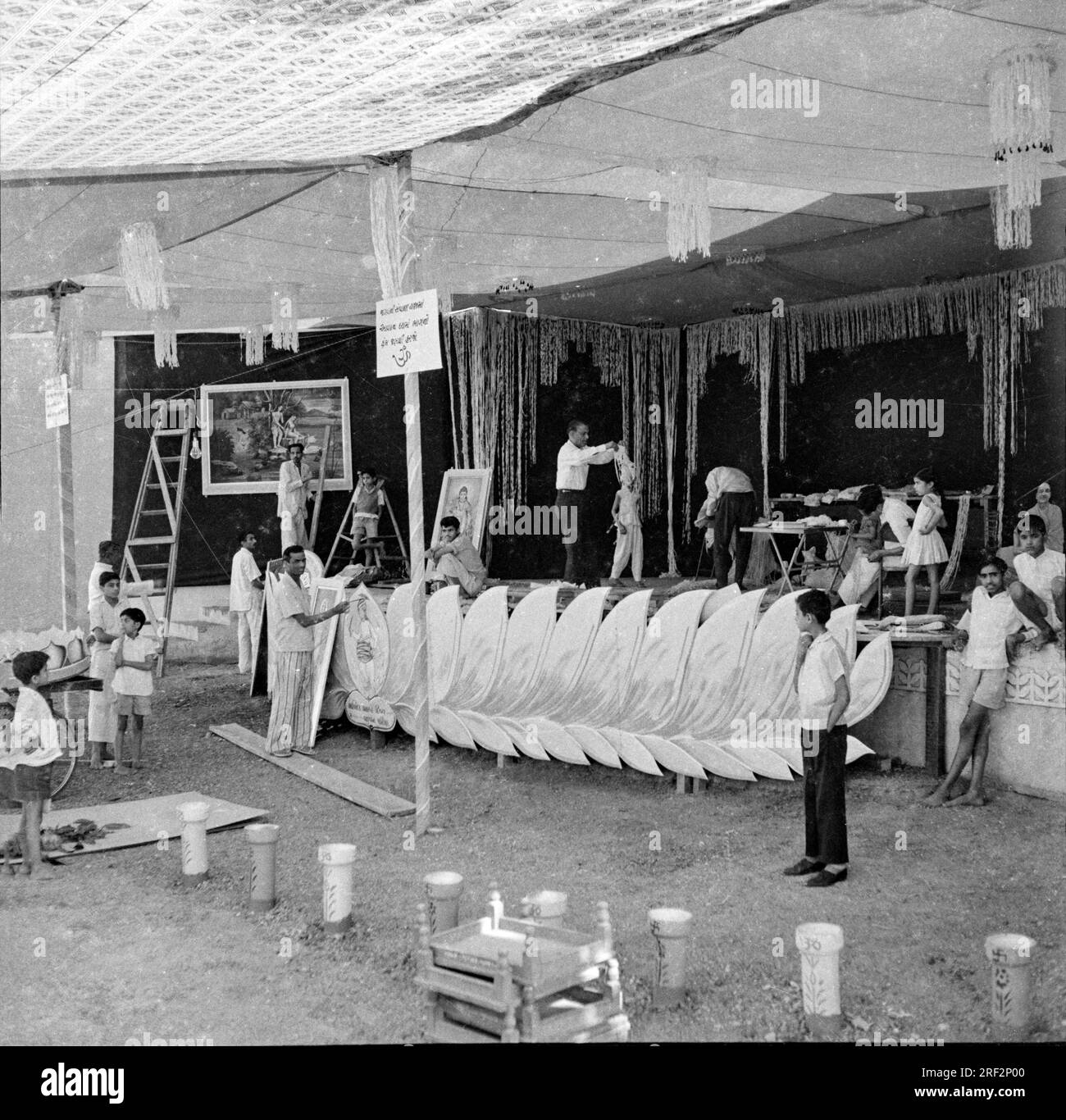 old vintage 1900s black and white picture of Indian wedding marriage ...