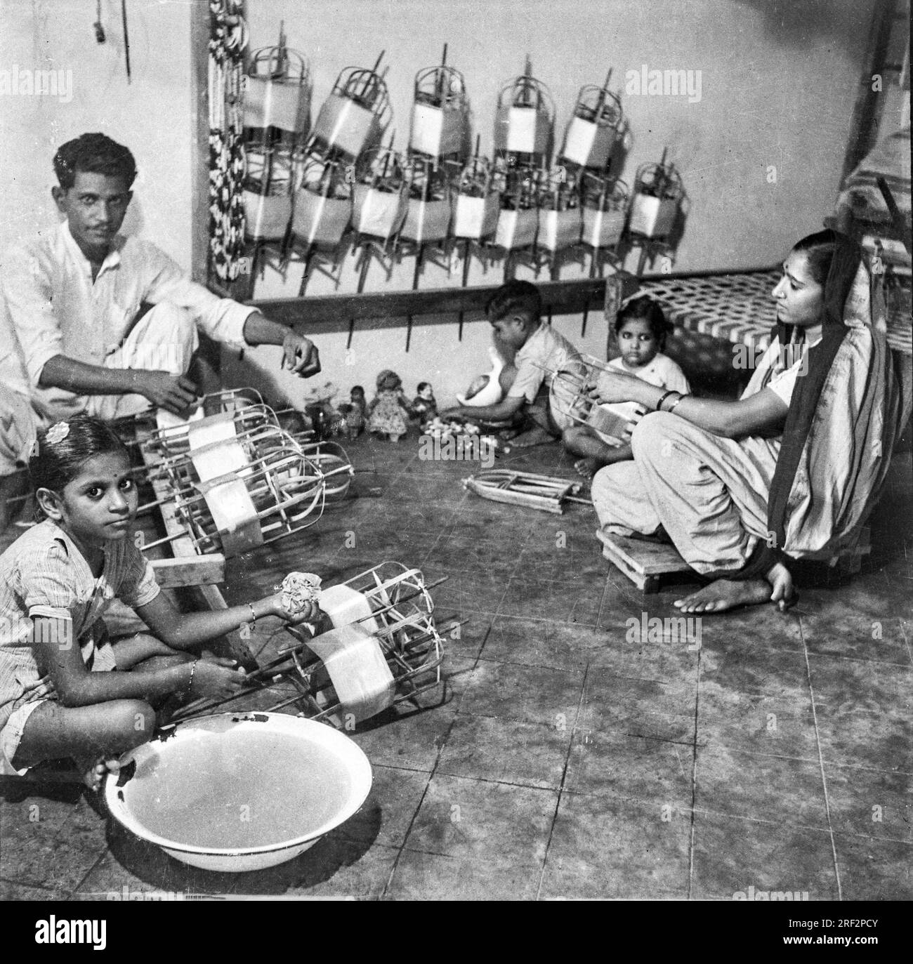 old vintage 1900s black and white picture of Indian cotton yarn ...