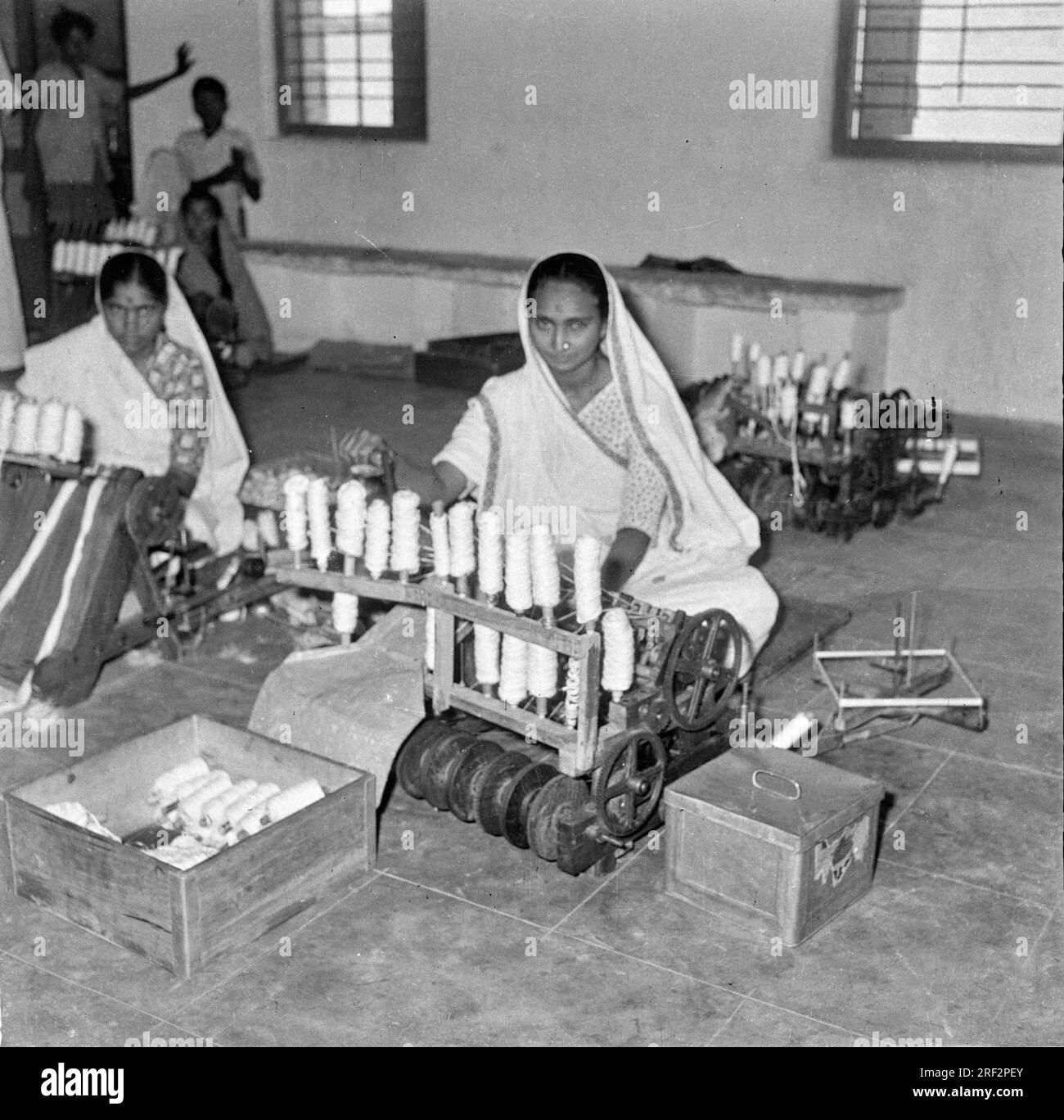 old vintage 1900s black and white picture of Indian cotton yarn ...