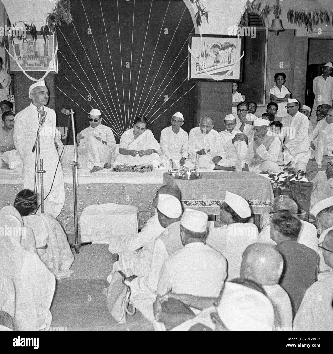 old vintage 1900s black and white picture of Indian people meeting ...