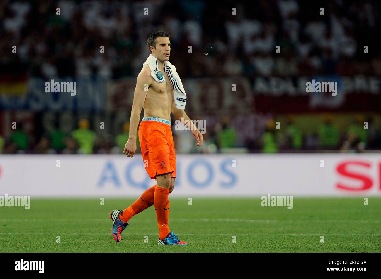Robin Van Persie Shooting