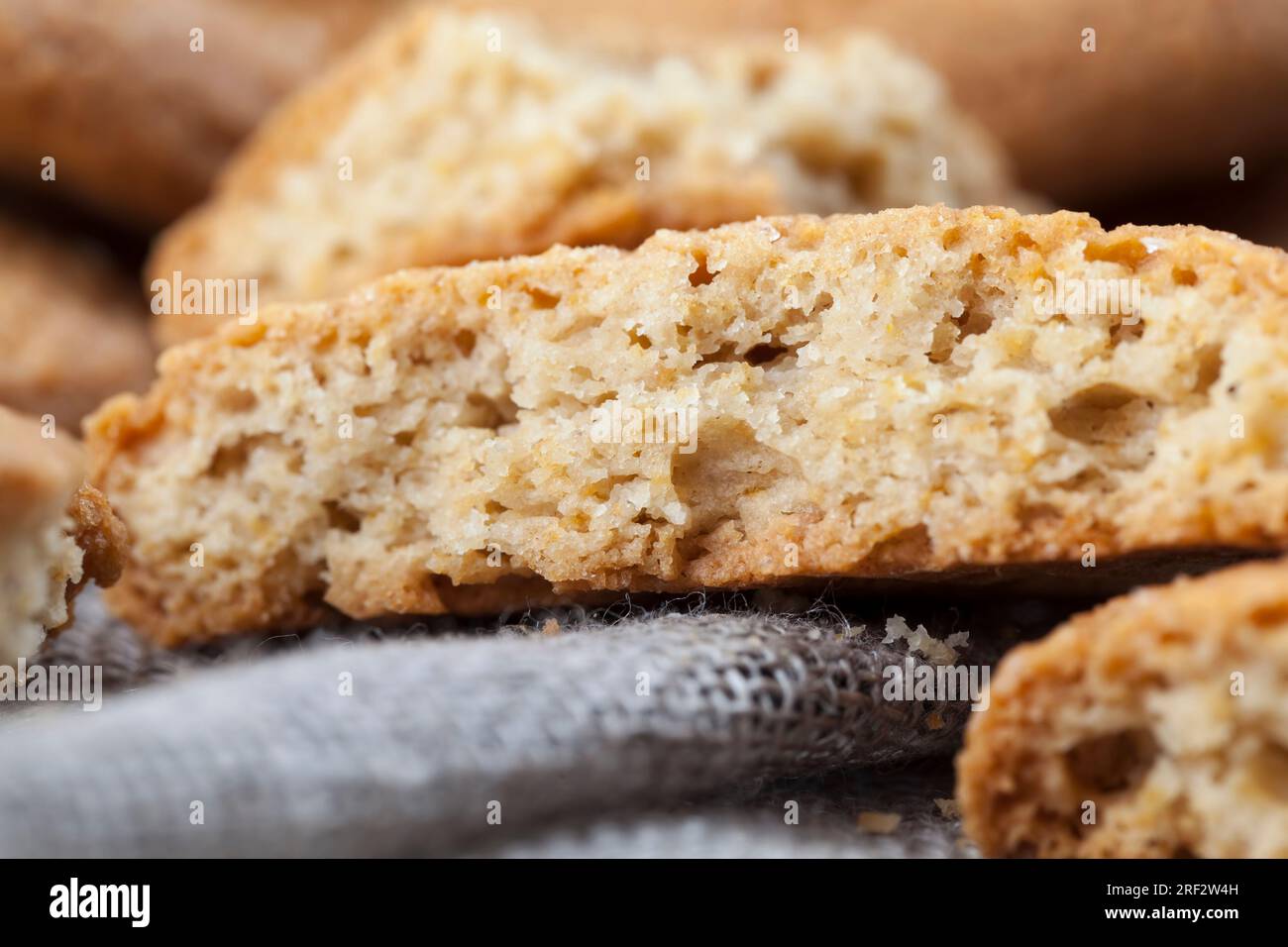 porous cookies baked with oatmeal, oatmeal cookies not very high in ...