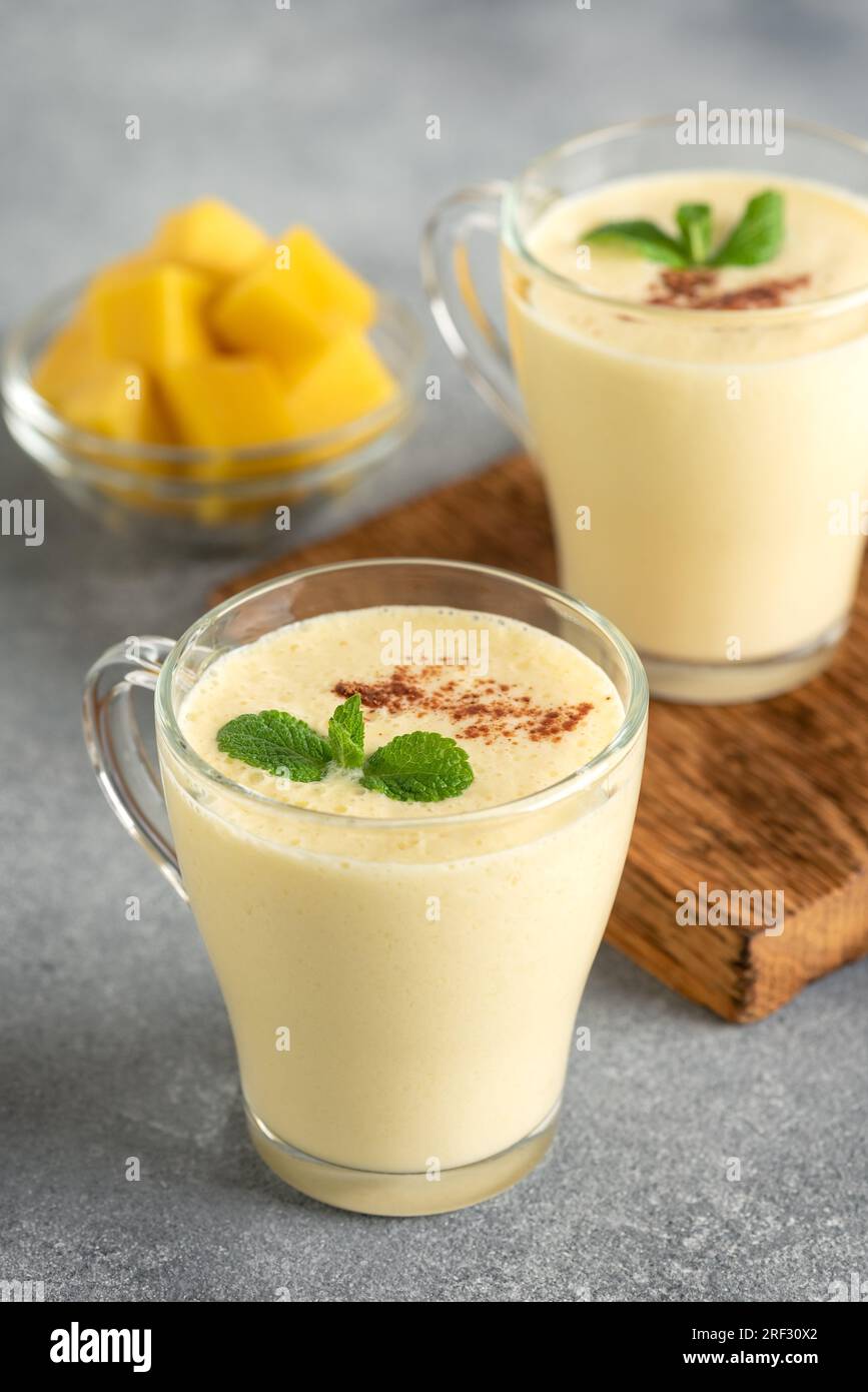Kesar mango hi-res stock photography and images - Alamy