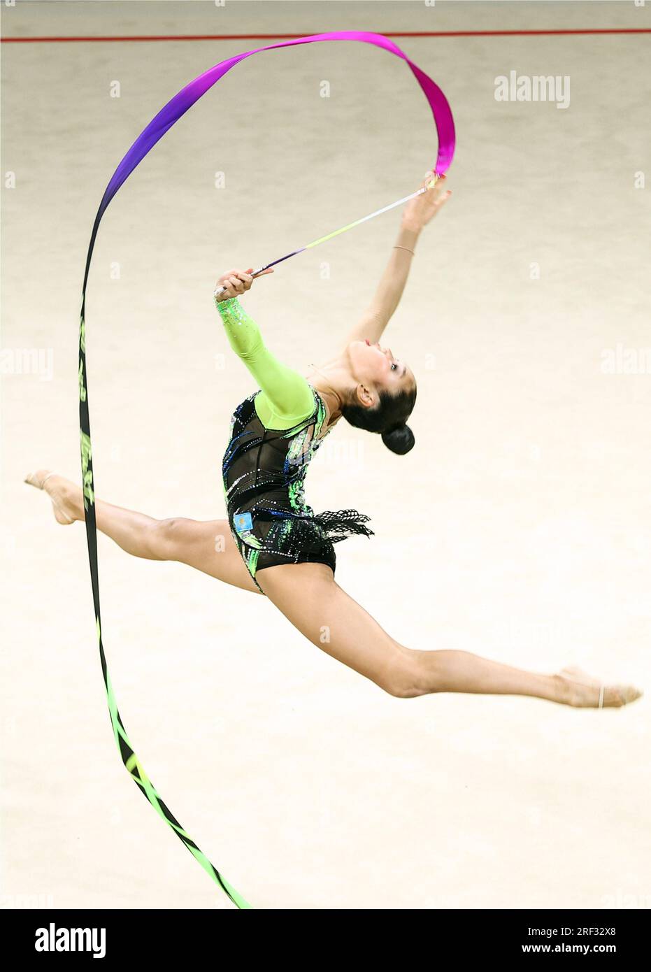 Rhythmic gymnastics chengdu hi-res stock photography and images - Alamy