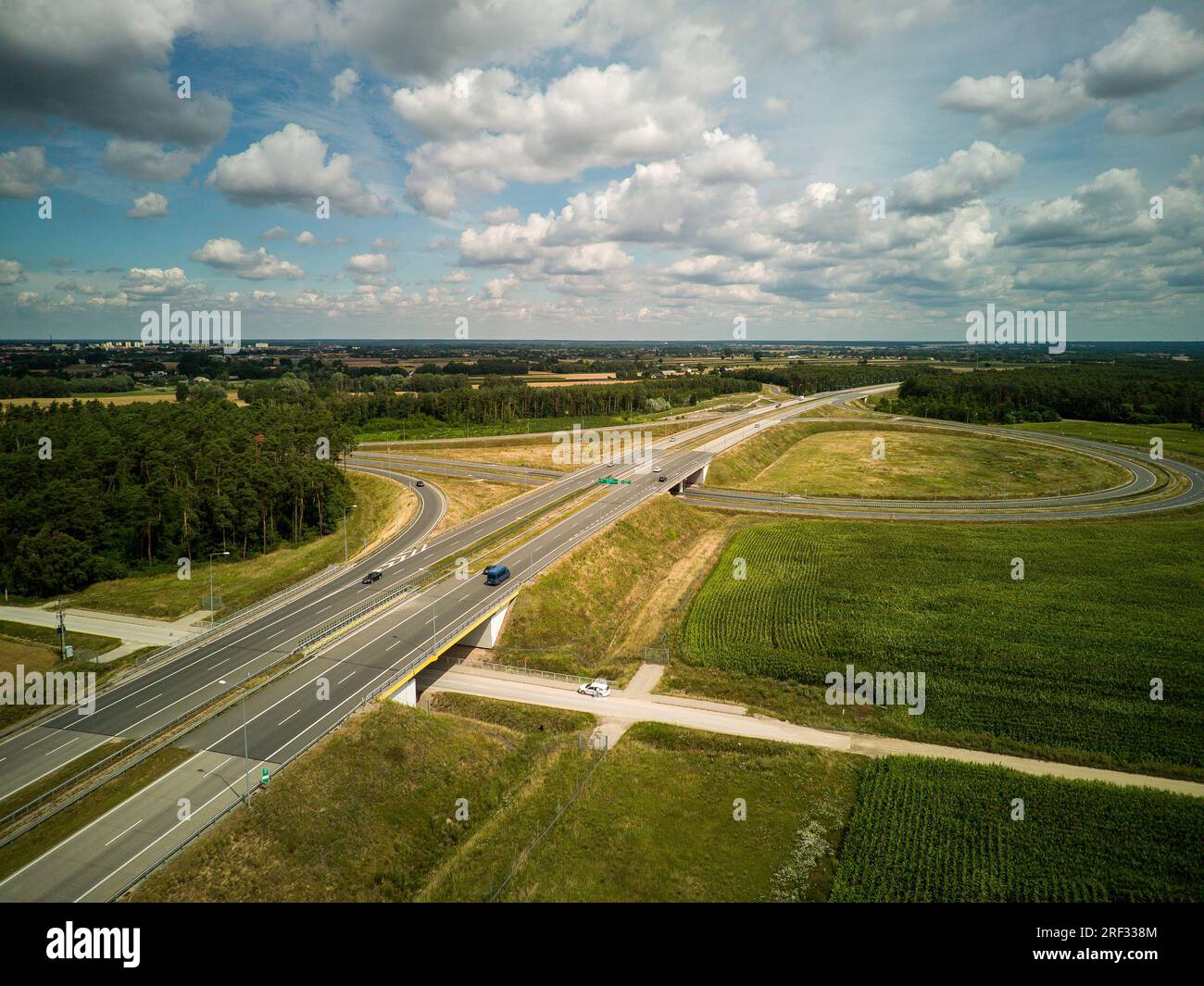 View highway intersection fast traffic hi-res stock photography and ...