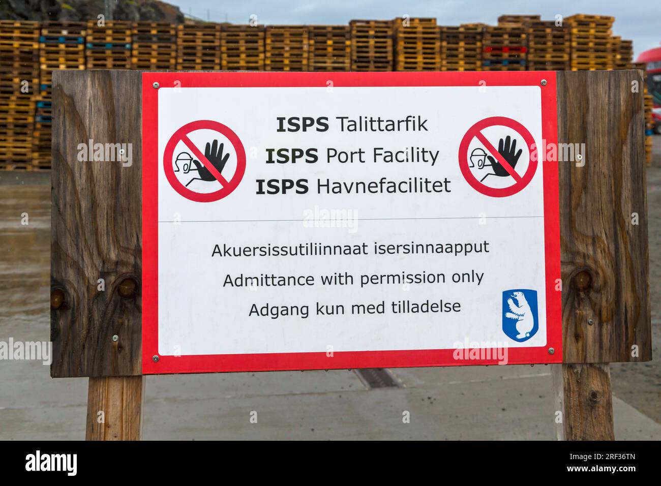 Isps port facility admittance with permission only sign hi-res stock photography and images - Alamy
