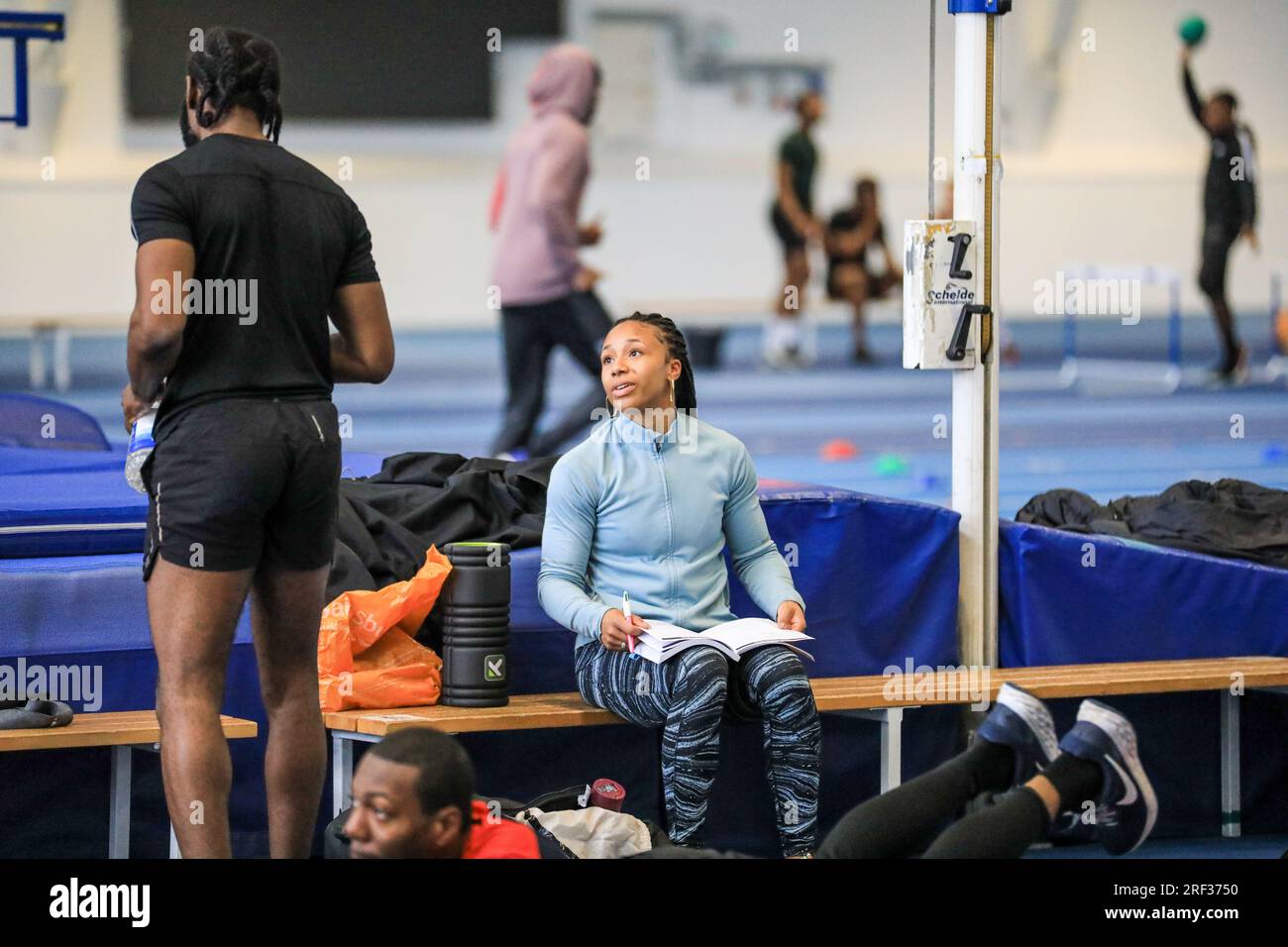 Training for athletes hi-res stock photography and images - Alamy