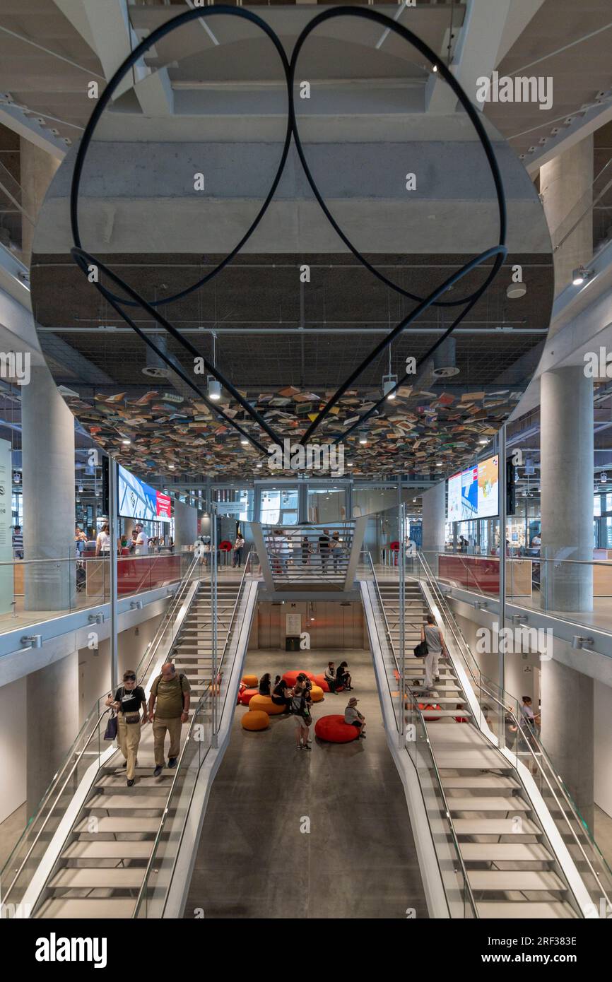 Istanbul Modern Museum, Istanbul, Turkey Stock Photo - Alamy