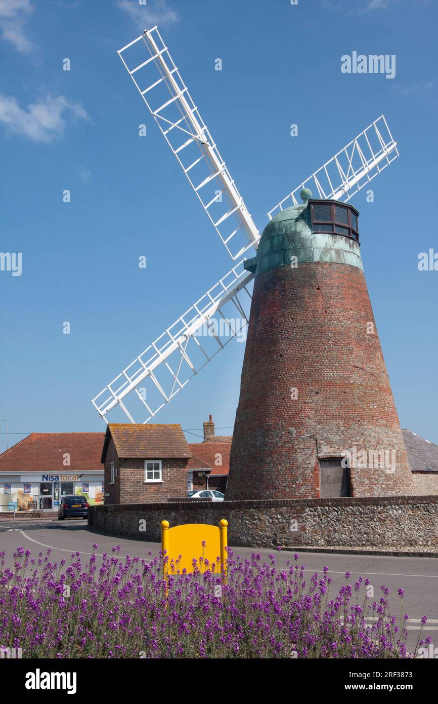 Medmerry sussex hi-res stock photography and images - Alamy