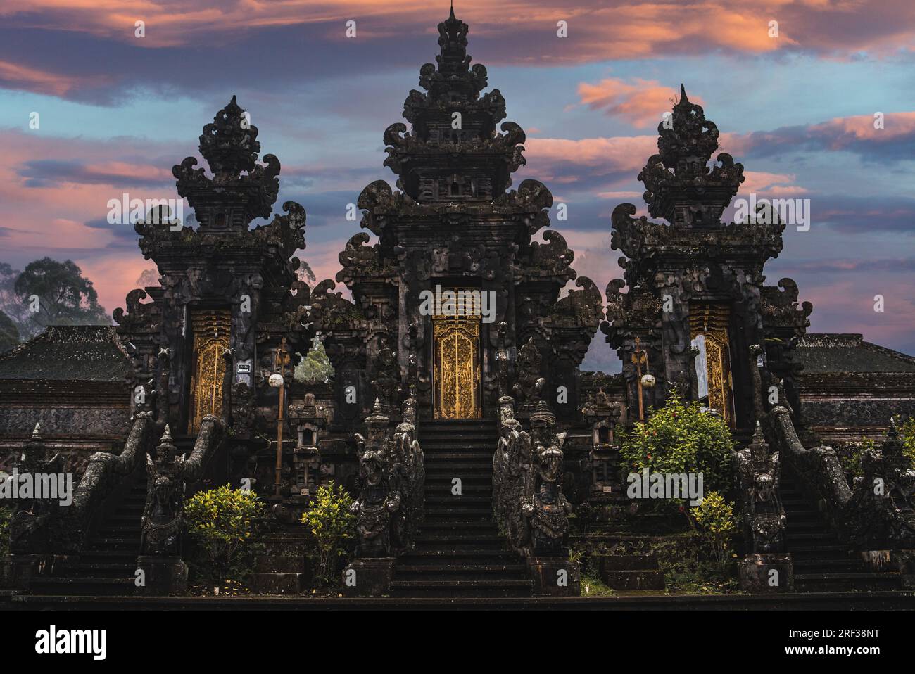 Sacred Penataran Agung Lempuyang Temple. Holy Mount Lempuyang, Gates of ...