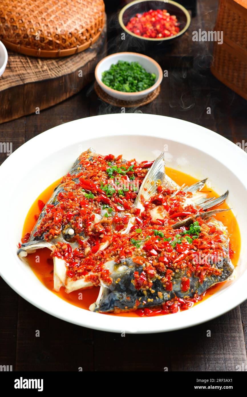 Fat head fish hi-res stock photography and images - Alamy