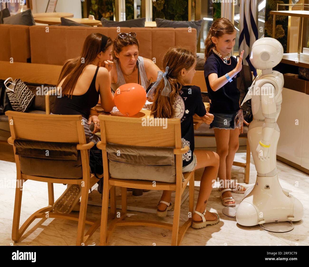 PEPPER PARLOR A UNIQUE CAFE EXPERIENCE IN THE HEART OF TOKYO Stock ...