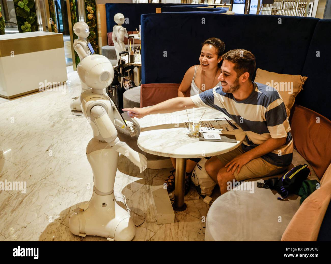 PEPPER PARLOR A UNIQUE CAFE EXPERIENCE IN THE HEART OF TOKYO Stock ...