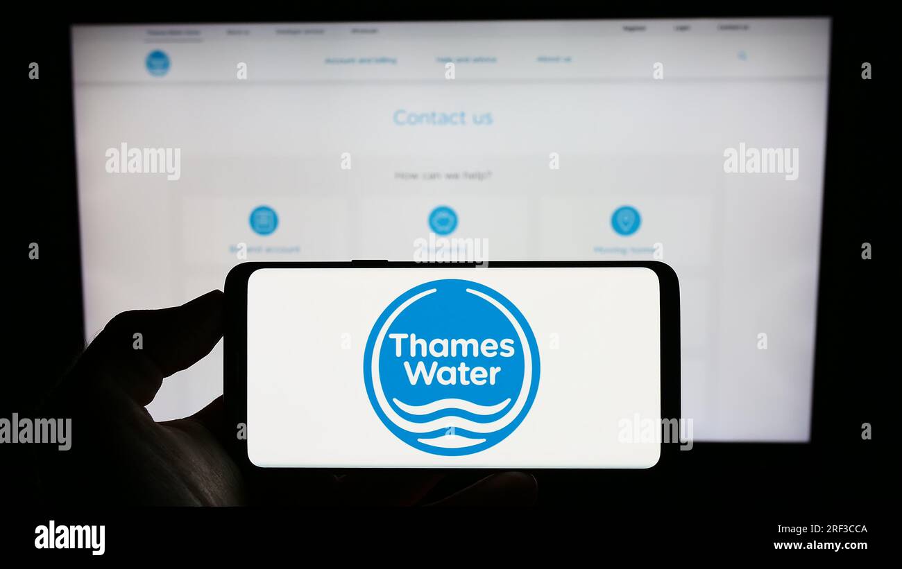 Thames water logo hi-res stock photography and images - Alamy