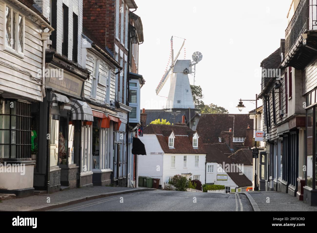 England, Kent, Weald of Kent, Cranbrook, Town View with The Union ...