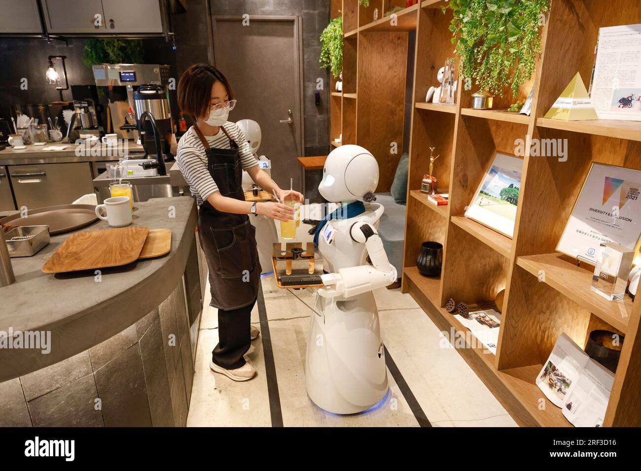 DAWN AVATAR ROBOT CAFE TOKYO Stock Photo - Alamy