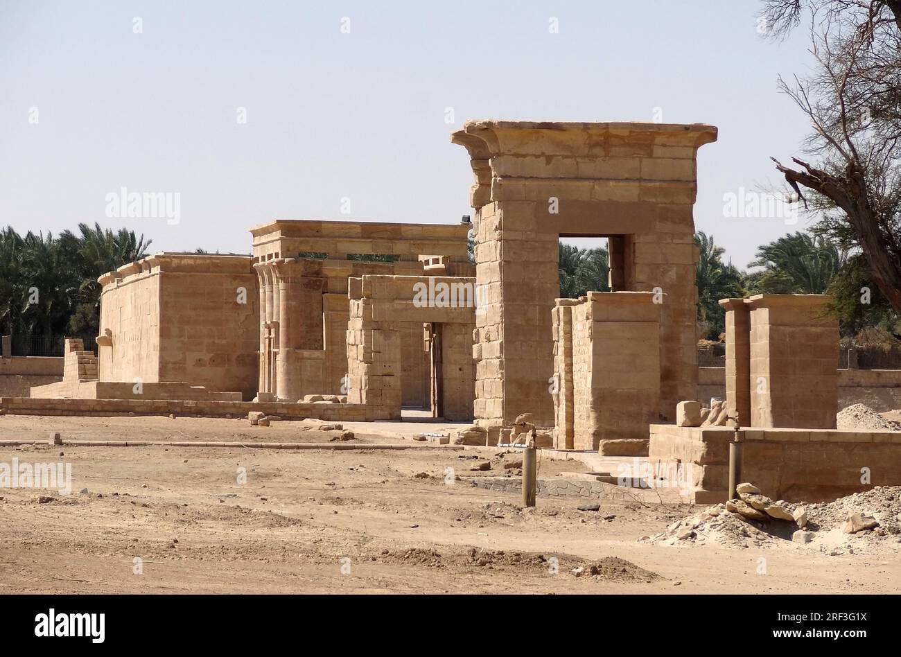 the Hibis temple located in Hibis, a ancient metropolis in Egypt Stock ...