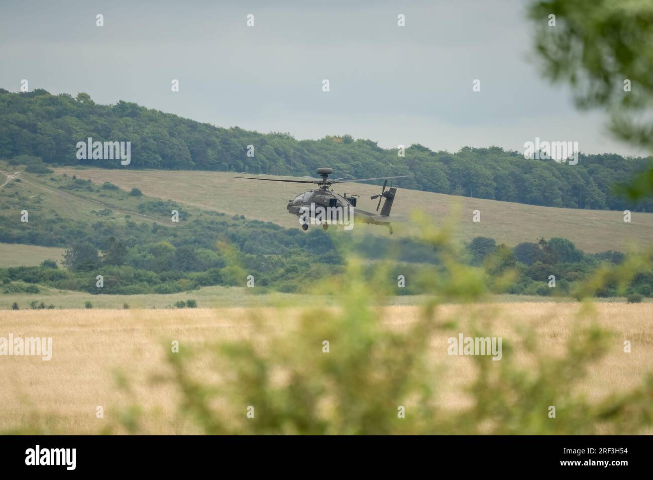 close up of British army AH-64E Boeing Apache Attack helicopter (ZM722 ...