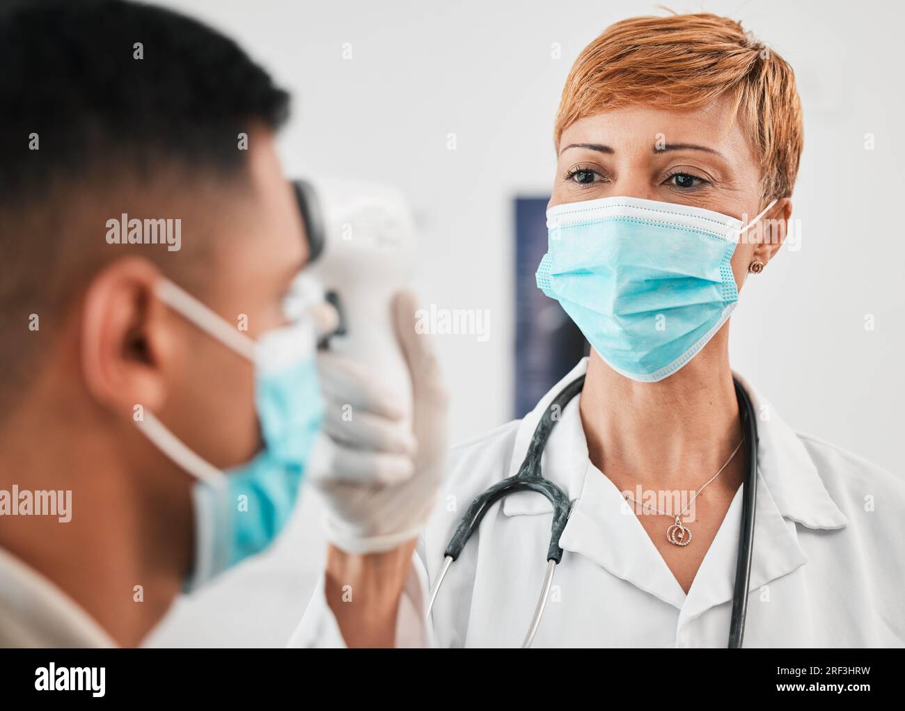 Laser infrared thermometer hi-res stock photography and images - Alamy